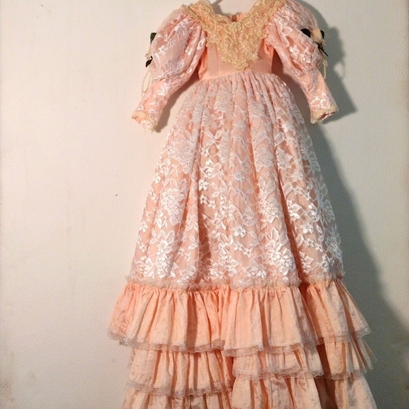 lidl Dollys | Art | Vintage Victorian Lidl Dollys Dress Doll | Poshmark